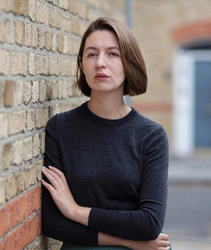 Sally Rooney, una autora que huyó de su fama – Revista Grifo